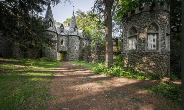Dundas Castle – The Rose and the Thistle