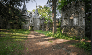 Dundas Castle – The Rose and the Thistle