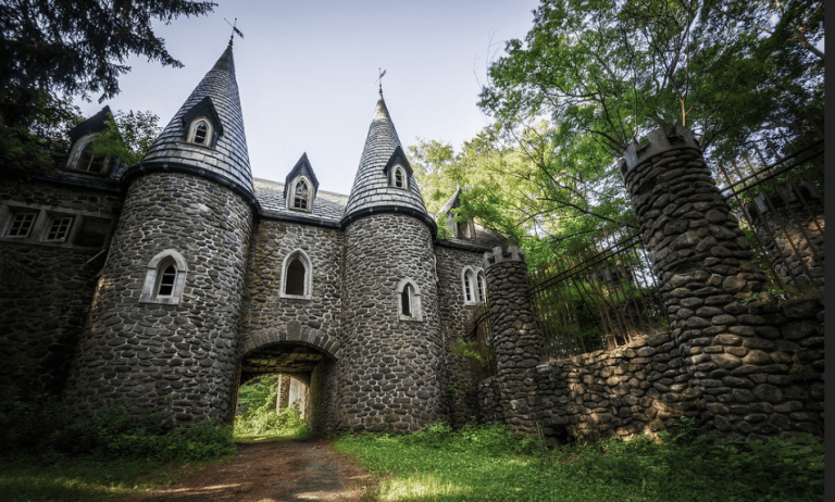Dundas Castle – The Rose and the Thistle
